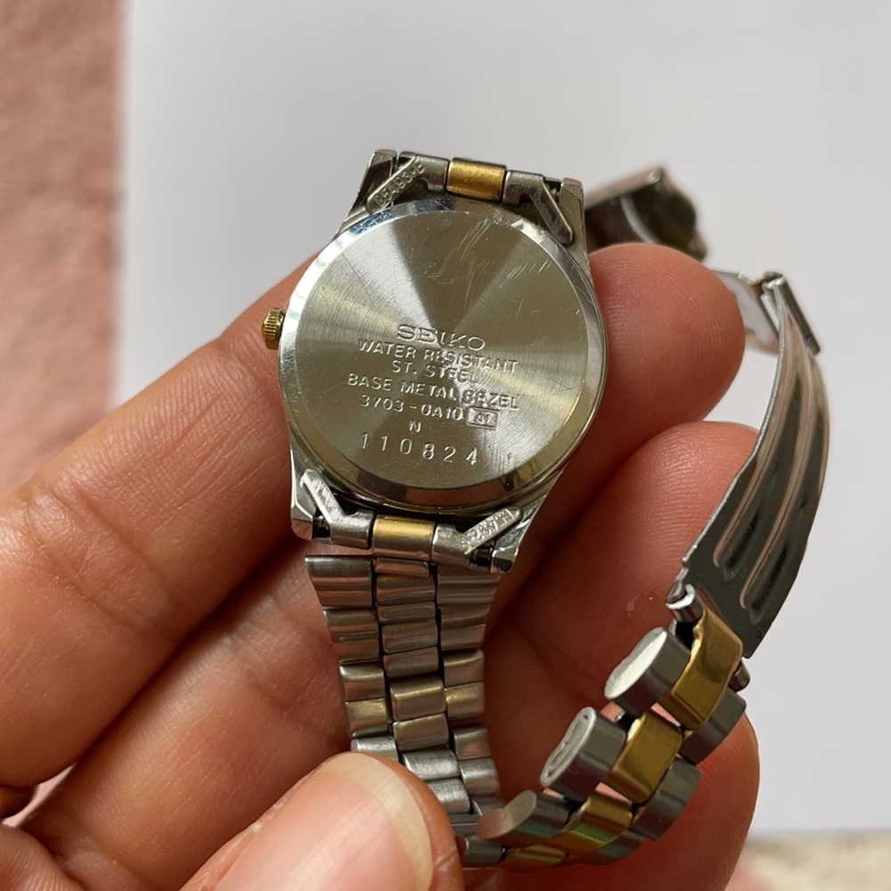 Seiko Water Resistant Stainless Steel Ladies Watch - Gem